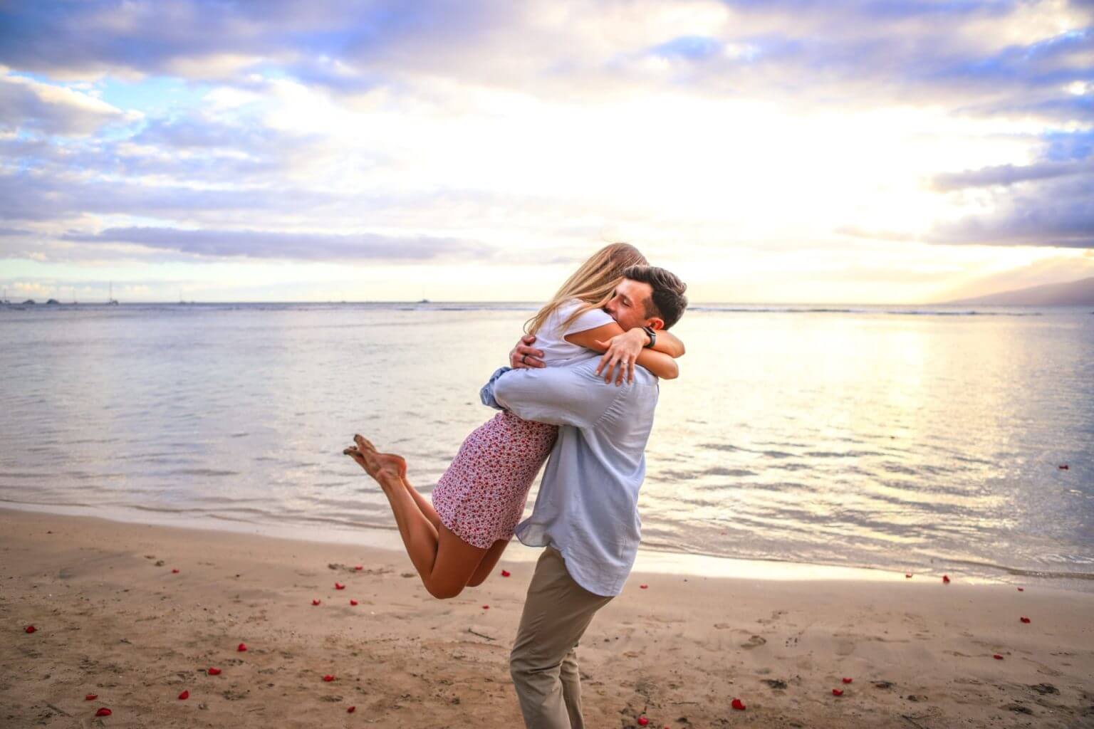 The Ultimate Beach Photoshoot Guide: Poses, Outfits & Ideas
